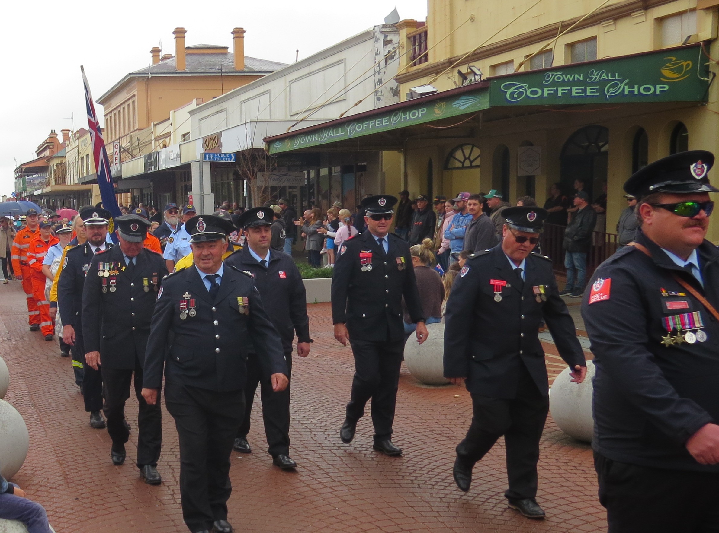 Glen Innes ANZAC Day March 2025 Photo Gallery - Glen Innes News
